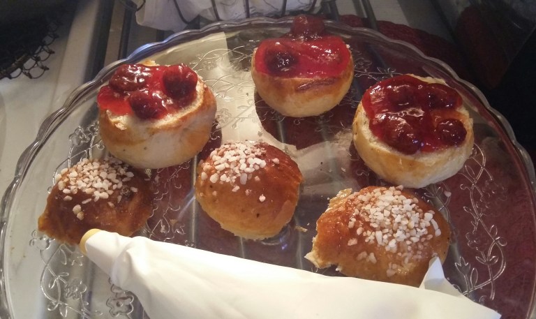 KOTI&LEIVONTA. PULLAT 2/2 Perinteiset Laskiaispullat&Uusi, Trend ...