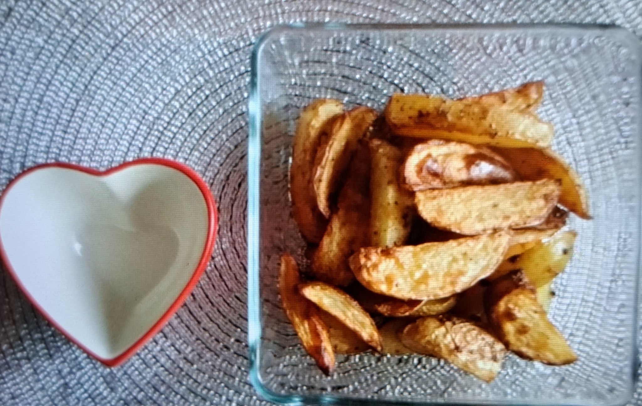 KOTI&RUOKA. Trendikäs PELTIRUOKA…UUNI Lohko Perunat, Bataaatit ja ...