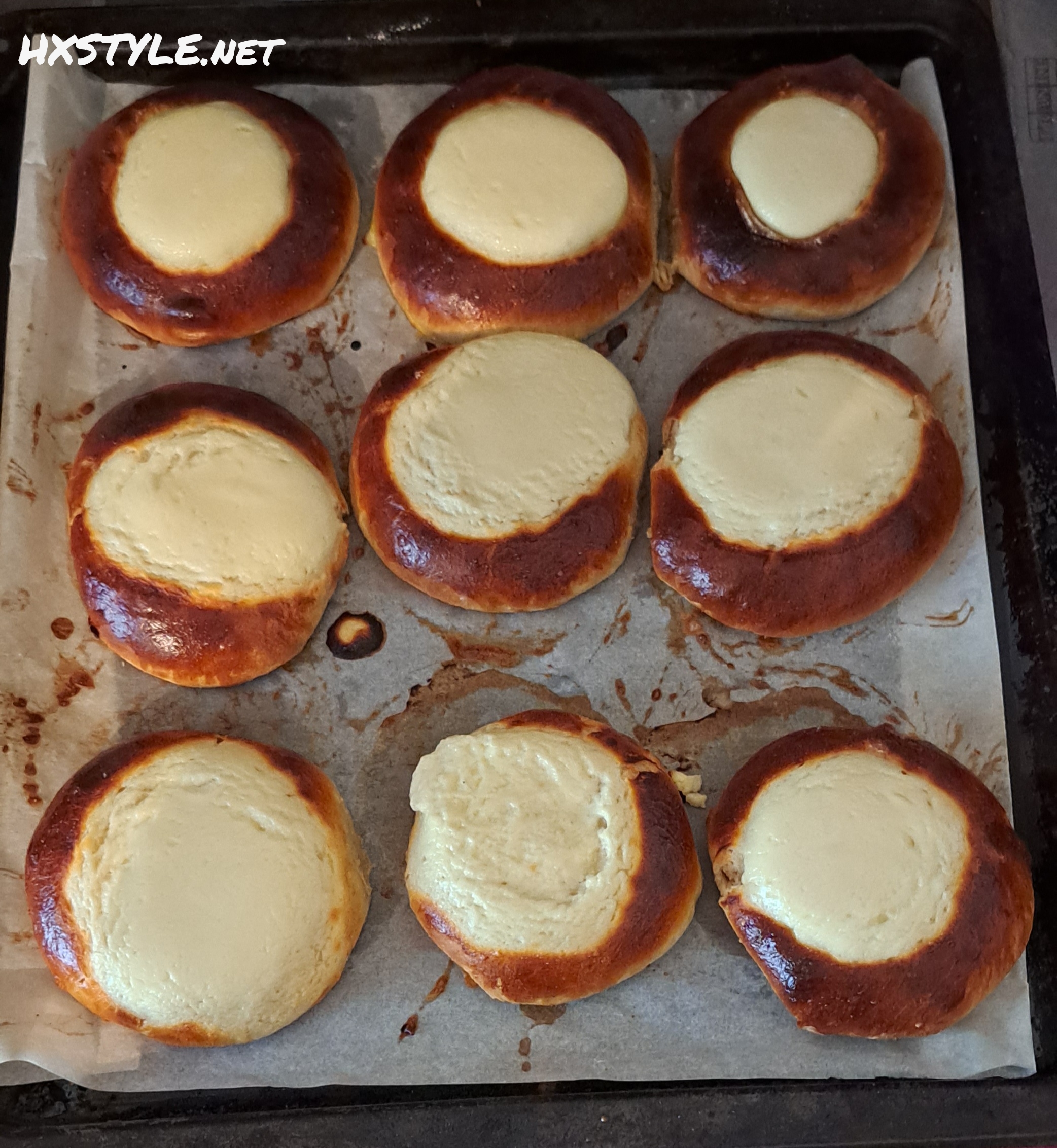 KOTI&LEIVONTA. LEIVONNAISET PÄÄSIÄINEN 2025…KAHVIPÖYTÄ ja RUOKAPÖYTÄ ...